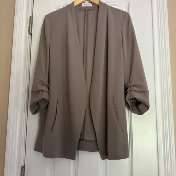 Babaton | Jackets & Coats | Babaton Blazer | Poshmark
